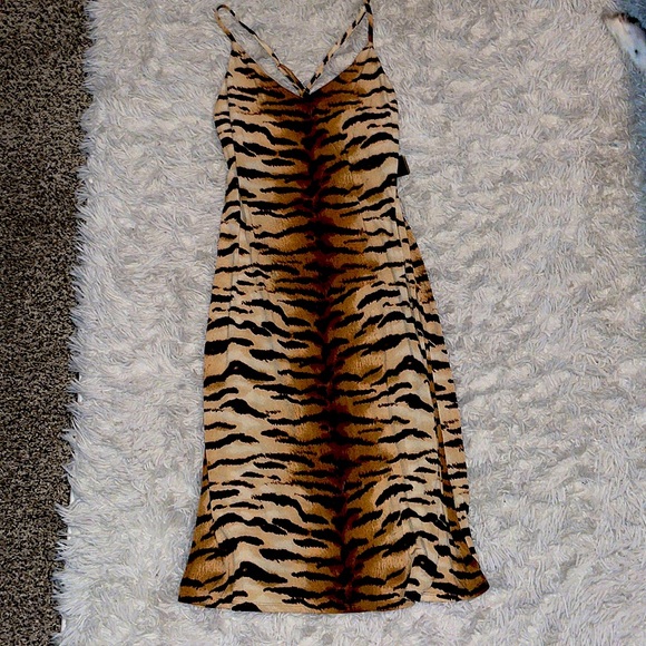 Forever 21 | Dresses | Tiger Print Dress | Poshmark